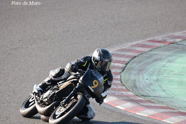 ZERO-2 #9 T-Flower Z+YSS,sigetec 後藤 信介 YAMAHA R1-Z | Foto de Moto